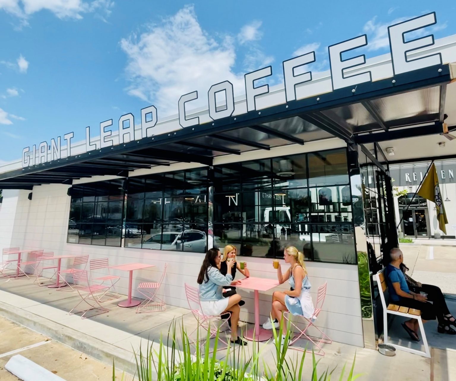 Photo Galleries - Uptown Houston